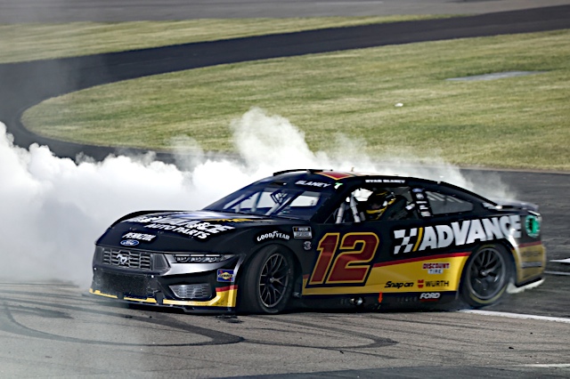 Two-tire call helps Ryan Blaney find Victory Lane at Iowa Speedway ...