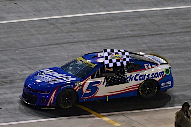 Kyle Larson Dominates Playoff Bristol night Race; Next Playoff Round is ...